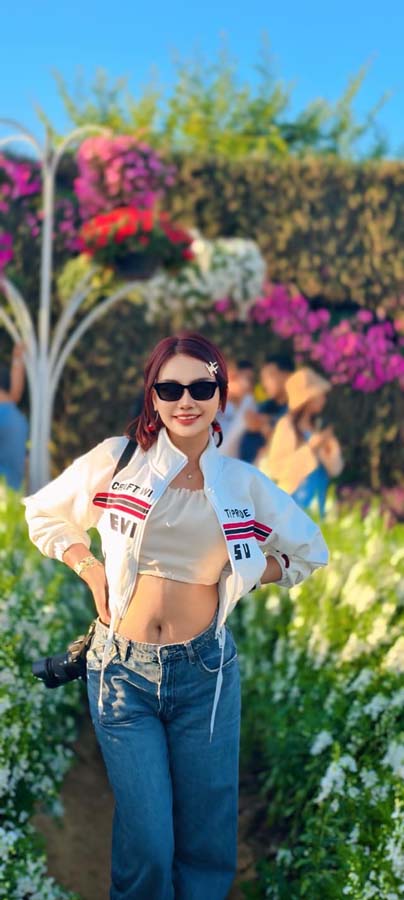 Yaa Watcharaporn แจกวาร์ป ญ่า วัชราภรณ์ นางแบบ Onlyfans เด็ด 18+